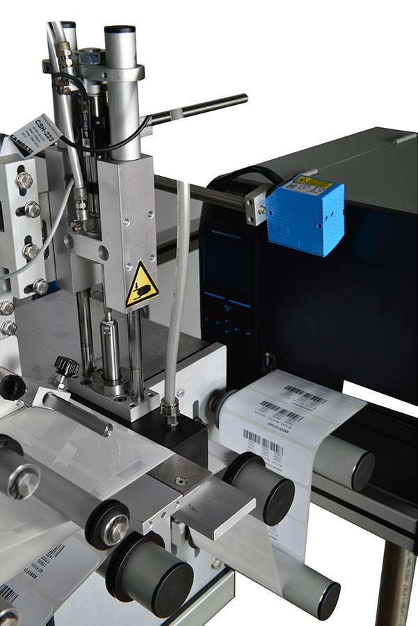 CONVERTER LABELLING SYSTEM FOR TOP APPLICATION ON FILM, LABELS AND ...